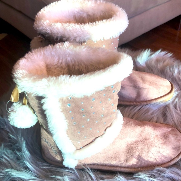 Justice | Shoes | Justice Girls Sz 6 Suede Boots With Pom Pom On Black ...